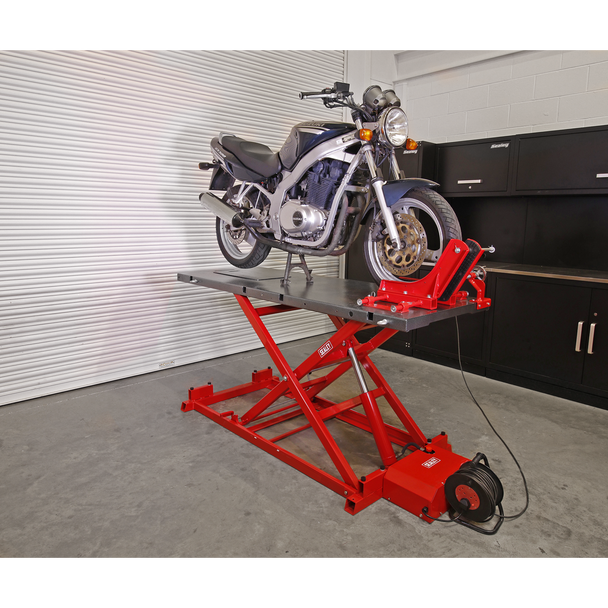 Sealey MC680E ⏐ Heavy-Duty Electro/Hydraulic Motorcycle Lift 680kg ...